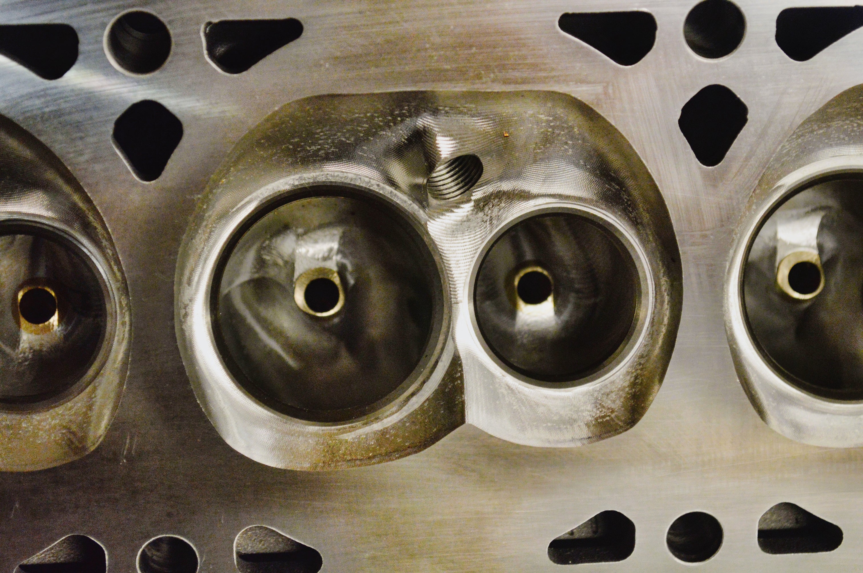 NEW CNC Ported LS1/LS6 Cylinder Heads .650 Springs 2.02/1.59 Valves PA ...